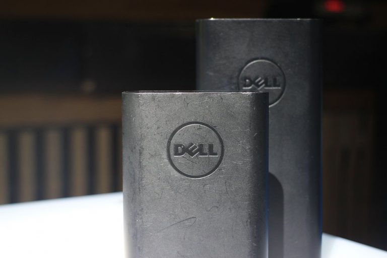 Dell's Power Companion battery packs can charge laptops, phones - REVU ...