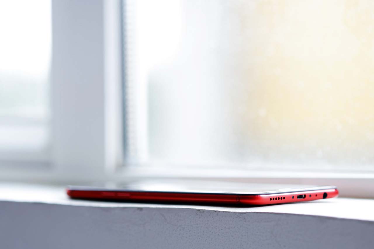 Hands-on: This red OPPO R9s smartphone is lit — Revü Philippines