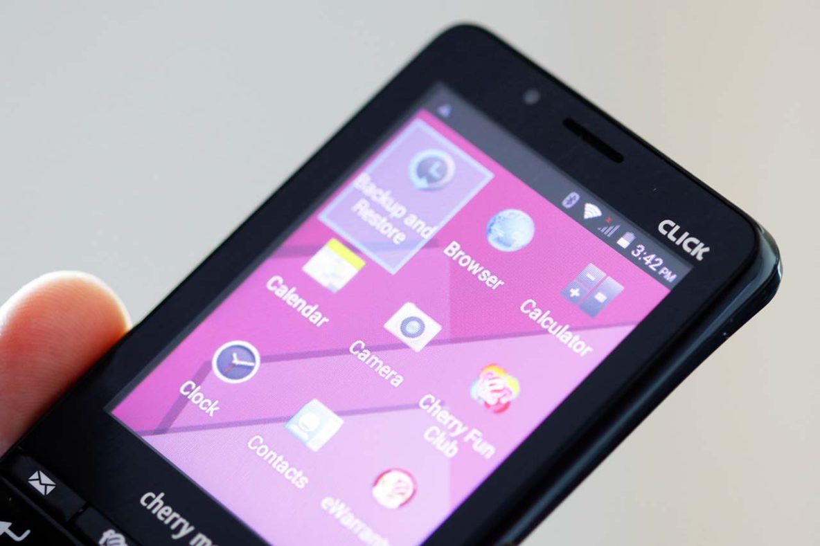 P1,299 Cherry Mobile Click review: A curious mix of old and new - revü