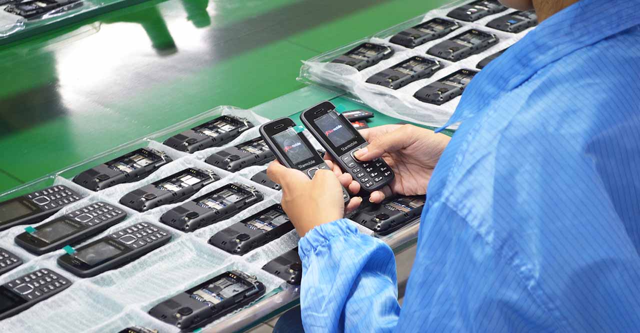 First in PH: Starmobile starts phone assembly in Calamba - revü