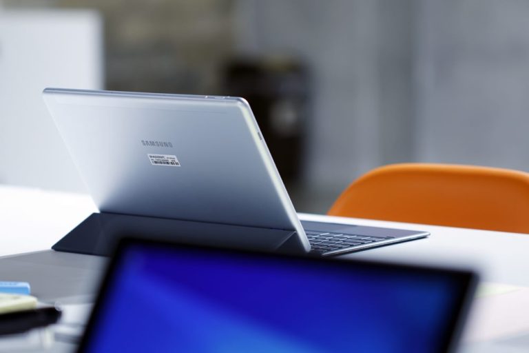 Initial review: Samsung Galaxy Book, an iPad Pro rival and laptop ...