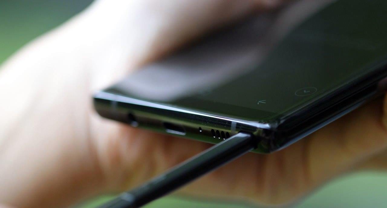 Samsung Galaxy Note 8 initial review: Bigger, badder, less pragmatic