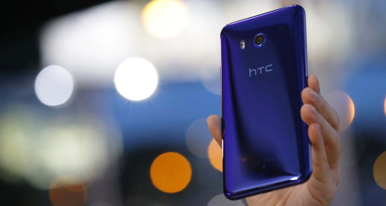 HTC U11 review: Watch out for the comeback kid - revü