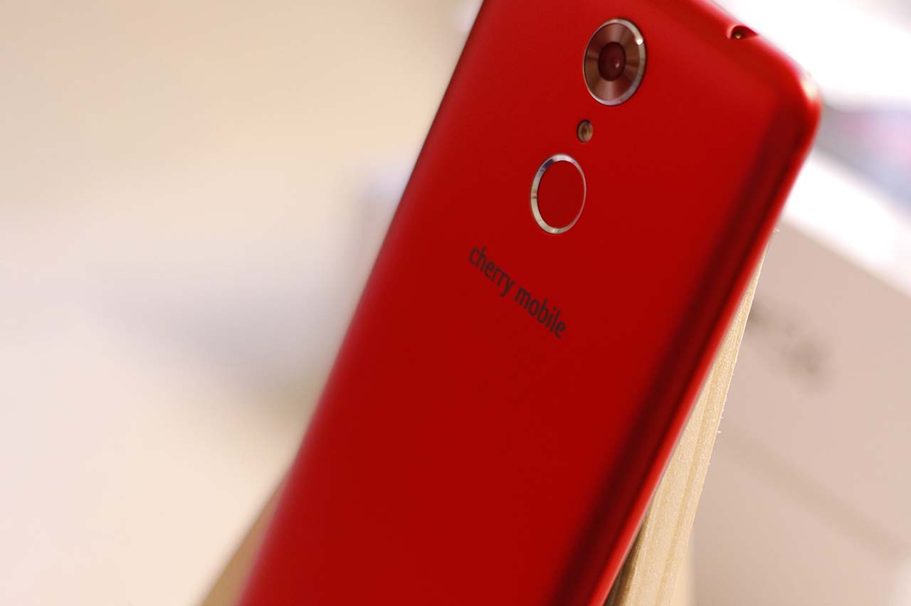 This red Cherry Mobile Flare S6 is a show of strength - REVU Philippines