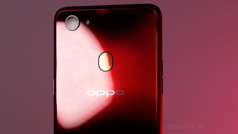 OPPO F7 review: Beauty with brains and brawn - revü