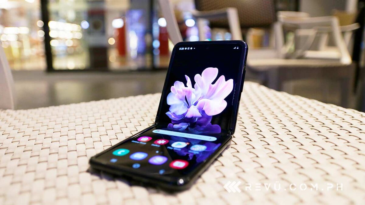 Watch: Samsung Galaxy Z Flip clamshell foldable hands-on - REVU Philippines