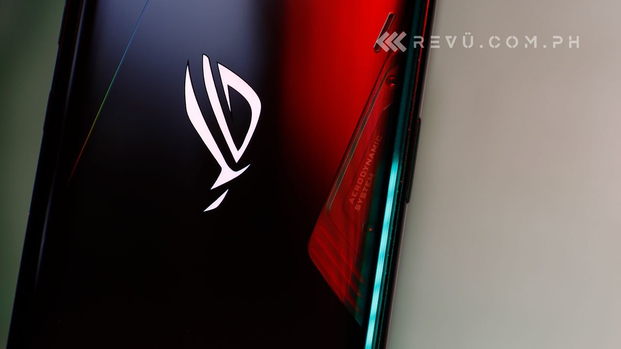 This could be the ASUS ROG Phone 4... or 5 - revü